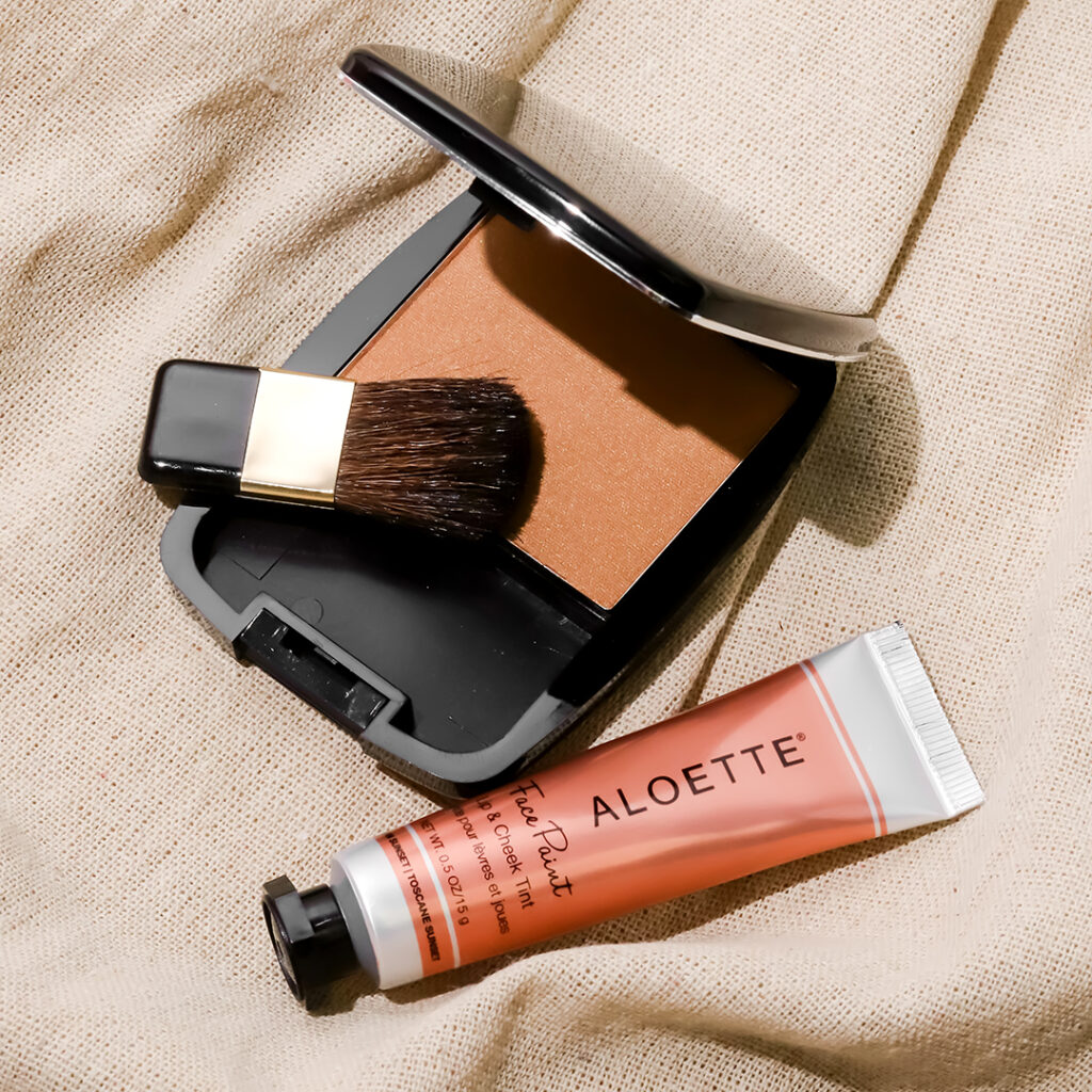 Dos and Don’ts of Packing Makeup and Skincare | Aloette
