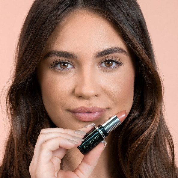 Our Favorite Holiday Party Makeup Looks to Try This Season | Aloette